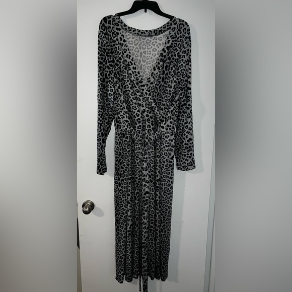 ASOS Curve | Dresses | Asos Design Curve Midi Wrap Dress Leopard Print | Poshmark